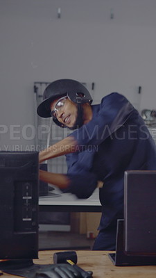 Rage room, destroy and man with bat for computer for breaking ...